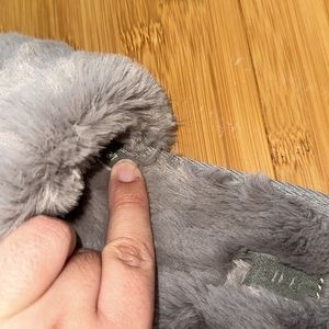 SKIMS | Shoes | Skims Fuzzy Fauxfur Slide Slippers In Gray New | Poshmark